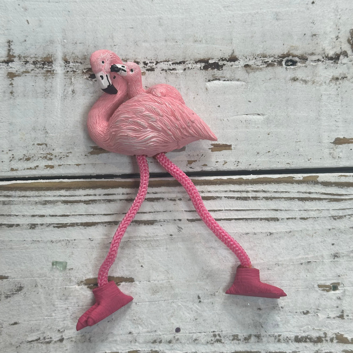 Crazy Leg Flamingo Magnet – Deep South Shelling
