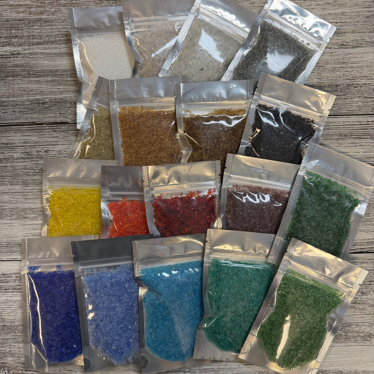 Micro Glass Mini Palette: 18 Colors 2oz – Deep South Shelling